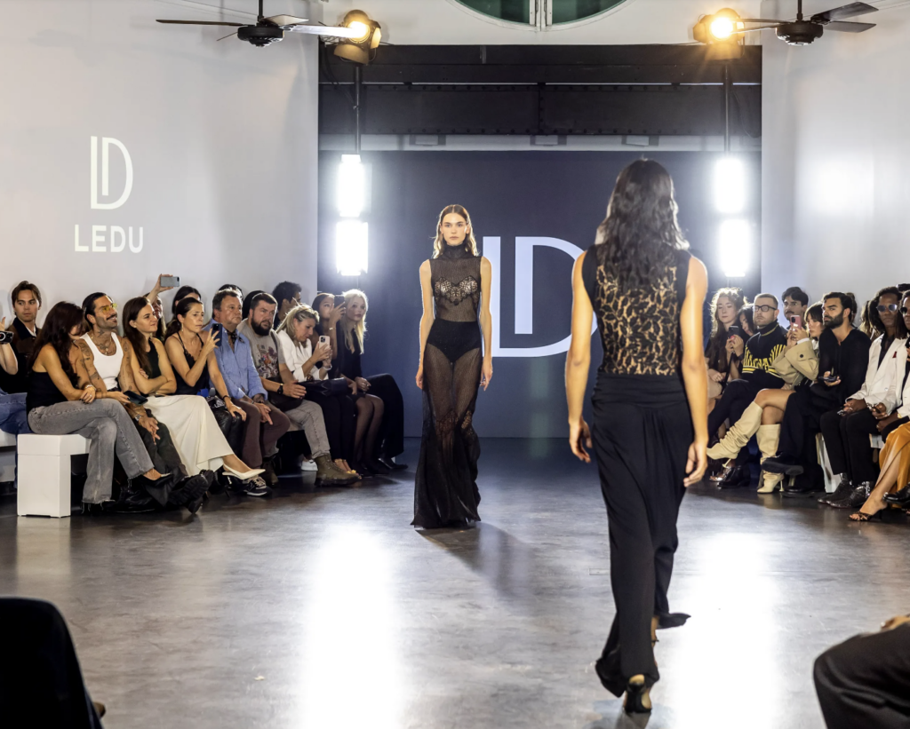 Revivez la soirée Vogue France et Apple TV+ immersive pour le lancement ...